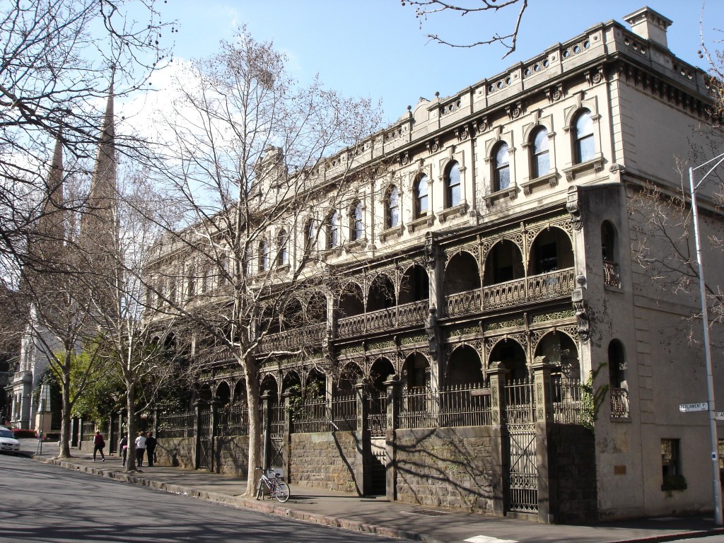 Exterior Paint Colours (1977) – National Trust