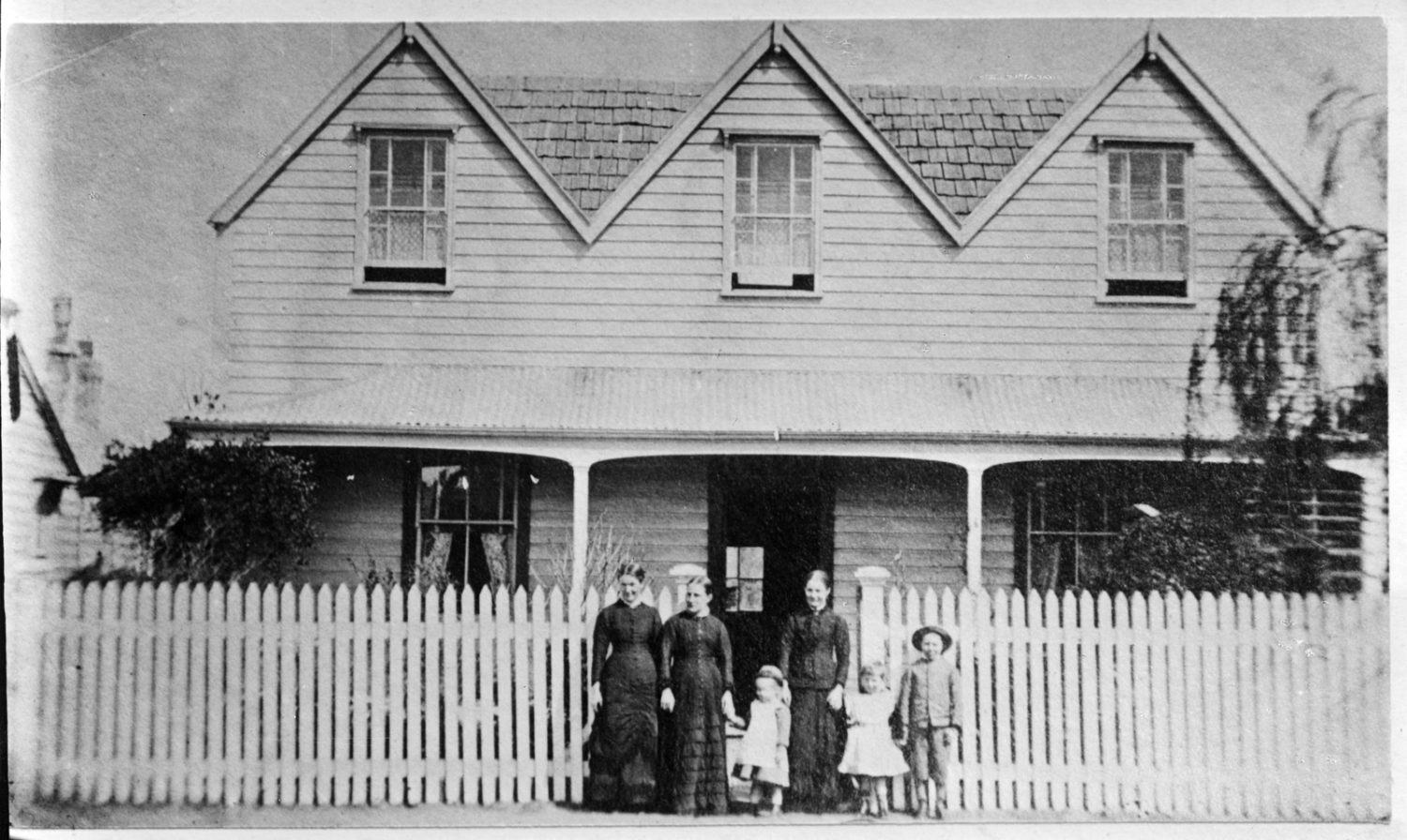 Tea, Tech and Training: Researching your Family History – National Trust