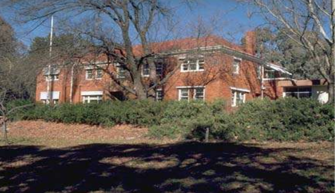 A Visit to Casey House and Gardens – National Trust